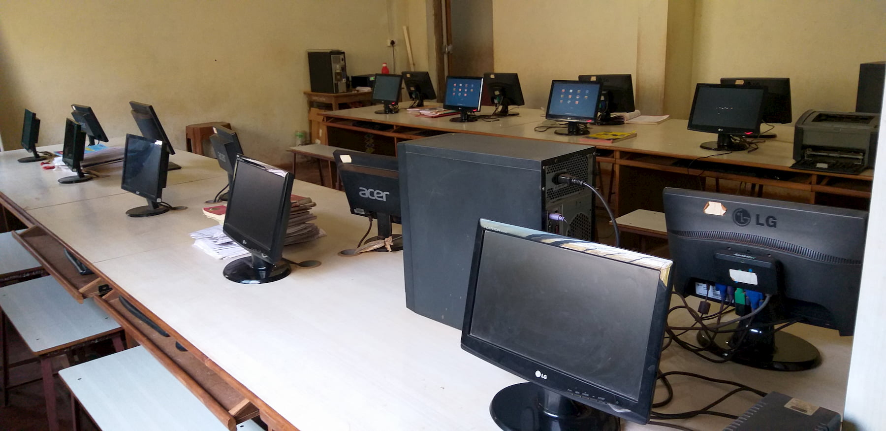 Computer Lab - Saraswati Vidyamandir English Medium School